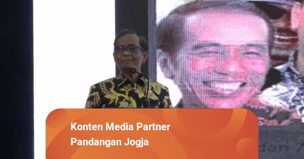 Mahfud MD: Pemerintah Tak Akan Minta Maaf ke PKI, Korban 65 Bukan Hanya ... Mahfud MD: Pemerintah Tak Akan Minta Maaf ke PKI, Korban 65 Bukan Hanya ...